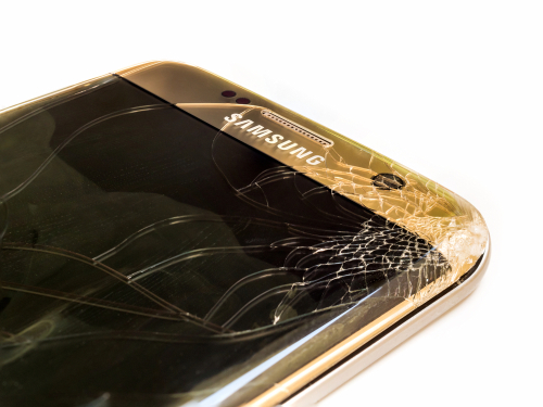 You can get Samsung to fix your cracked screen for only $50 | Wirefly