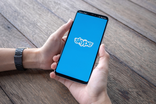 Skype users can now make emergency calls | Wirefly